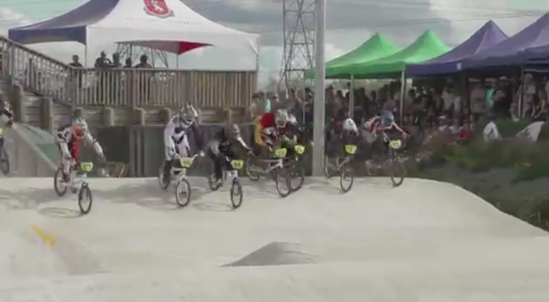BMXLive.NZ 17-24 Male 20 Inch Final - 2013 New Zealand BMX National ...